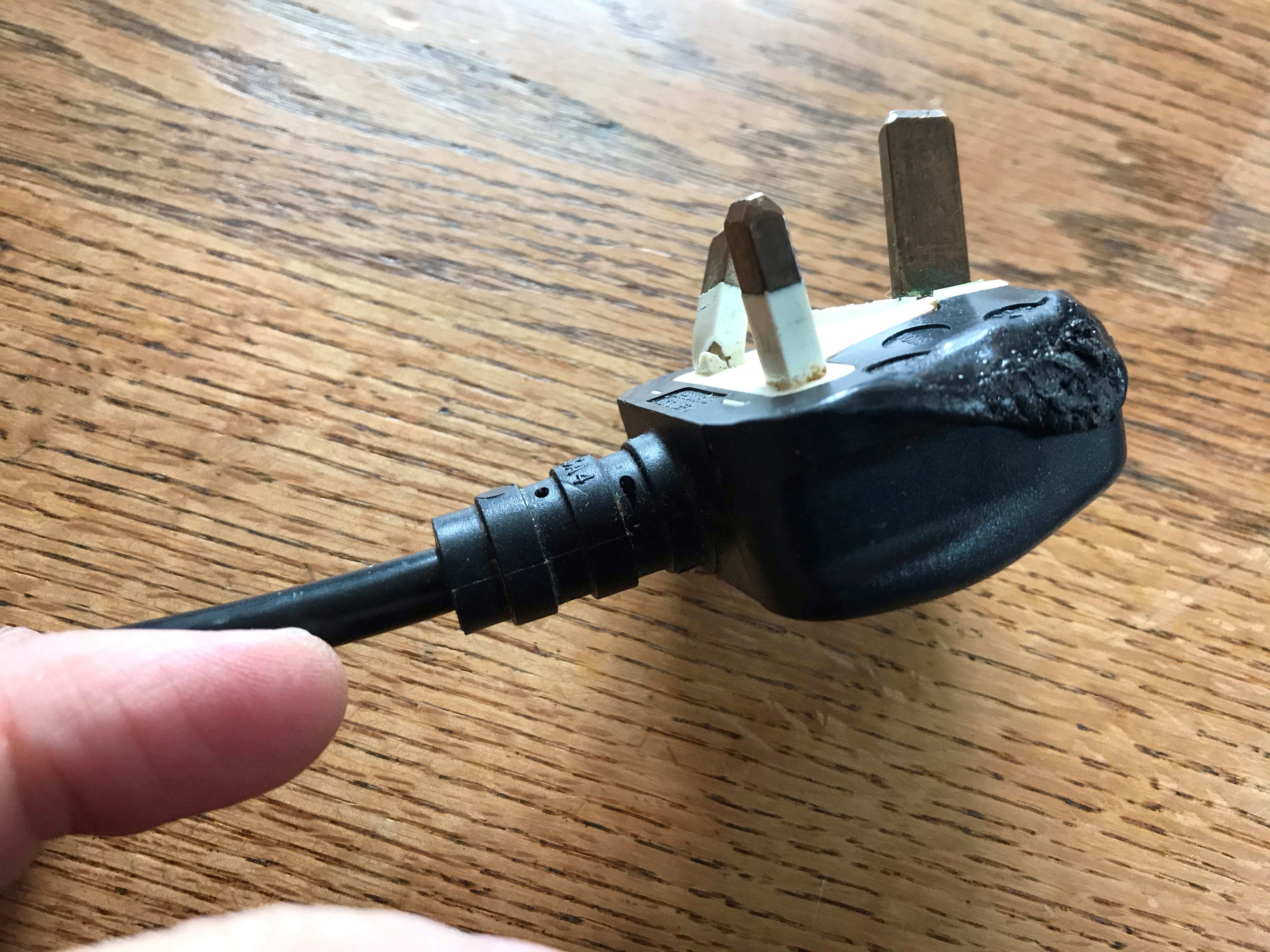 Trader sold faulty toaster with false safety certification ...